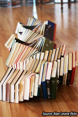 How to Pack Books When Moving House