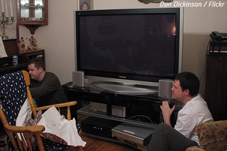 How to Pack and Move a TV by Yourself